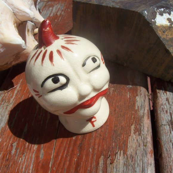Holiday | Vintage Creepy Anthropomorphic Pepper Shaker Squash Head ...